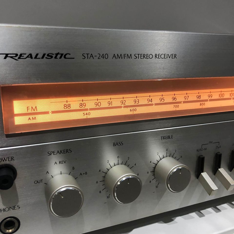 Realistic Model No. STA-240 Stereo Receiver – Jordan's Vinyl Garage Inc.